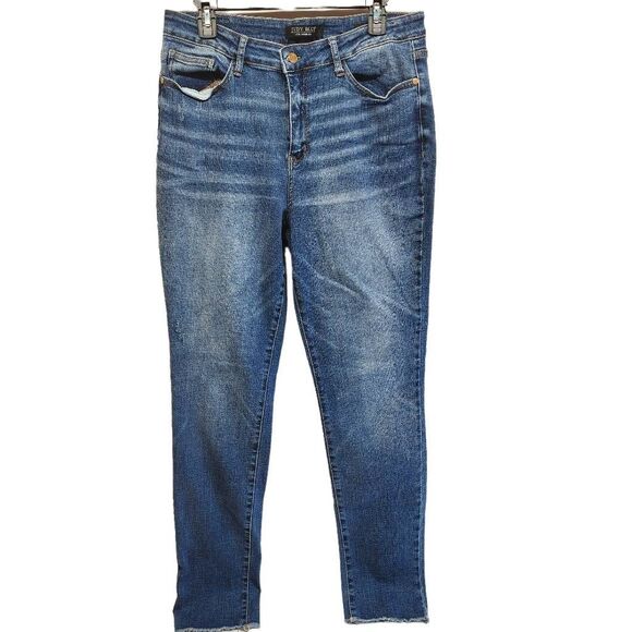 Judy Blue | Jeans | Judy Blue Size 5 Boyfriend Fit Cut Off Bottoms ...
